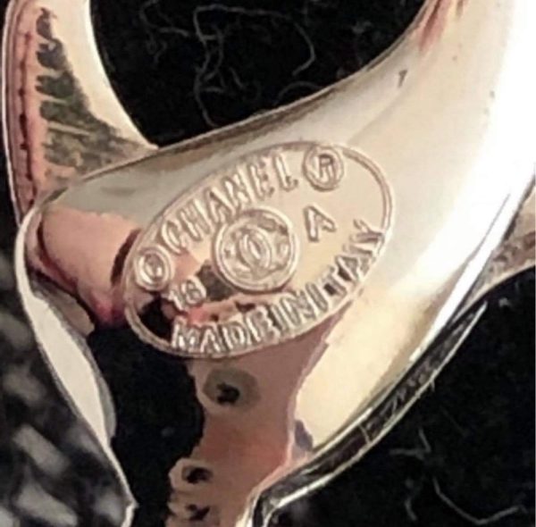 The Fake Chanel Fashion Jewelry – Miss Bugis